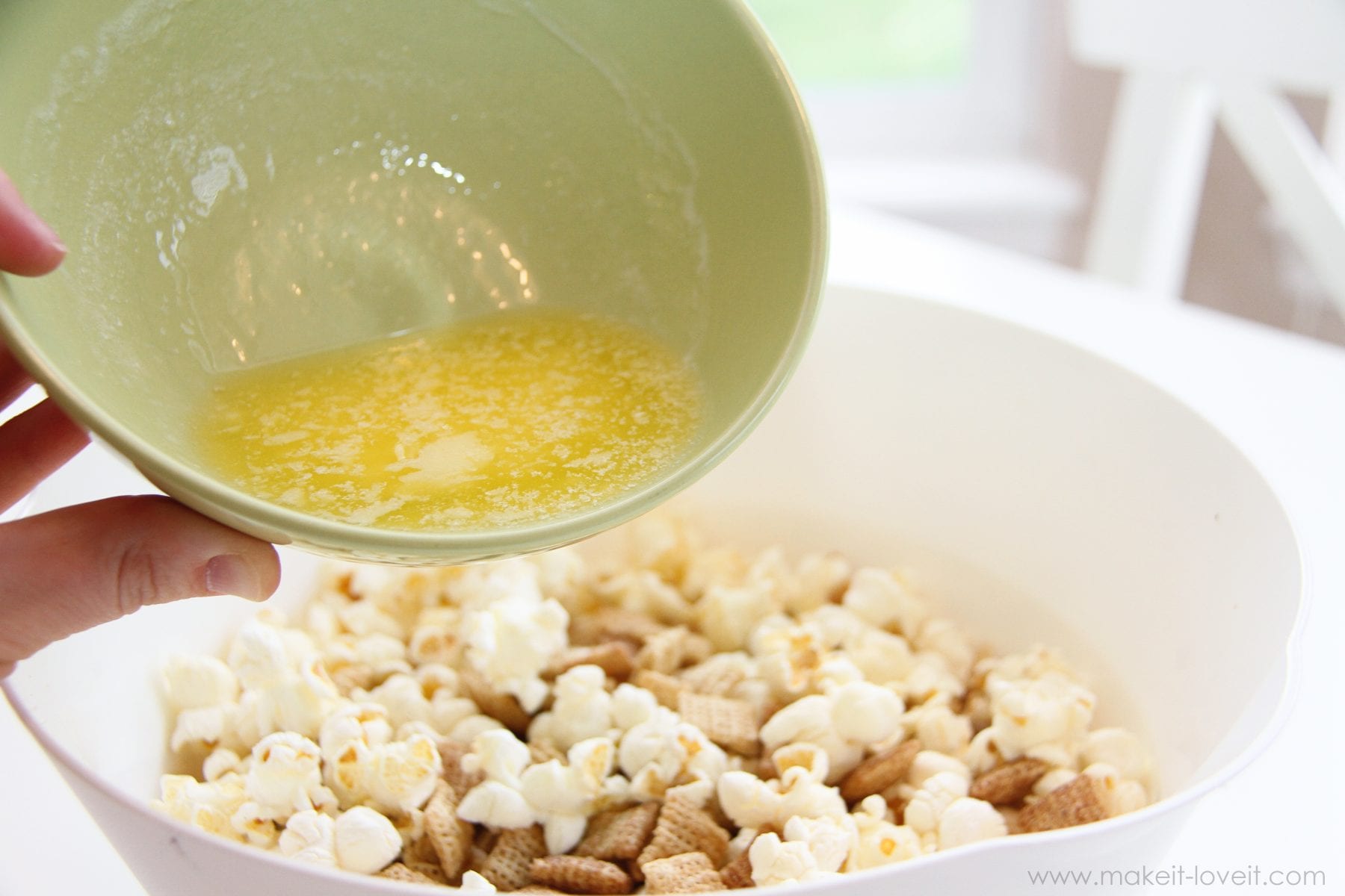 Cinnamon Popcorn & Chex Mix. Oh Yum. | Make It & Love It