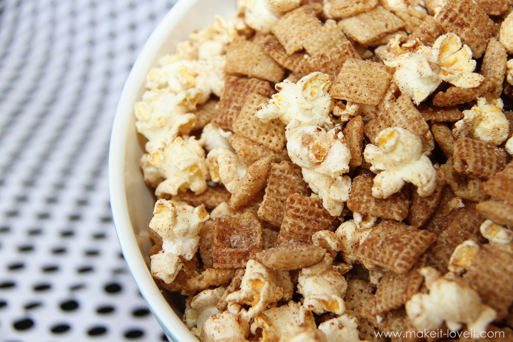 Cinnamon Popcorn & Chex Mix. Oh Yum. | Make It & Love It