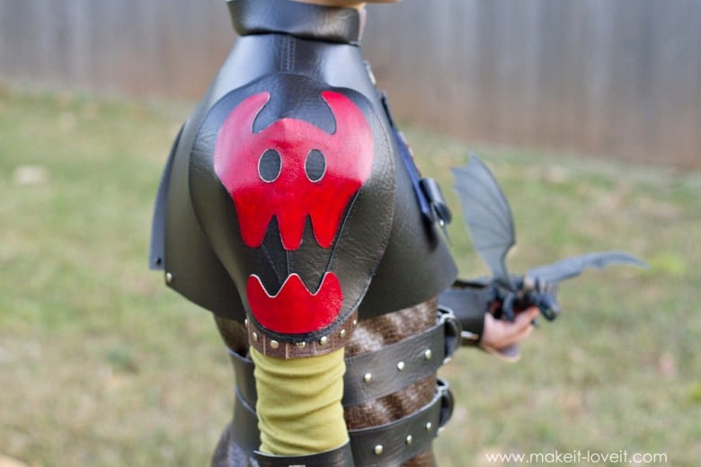 DIY Hiccup Costume...from "How To Train Your Dragon 2"