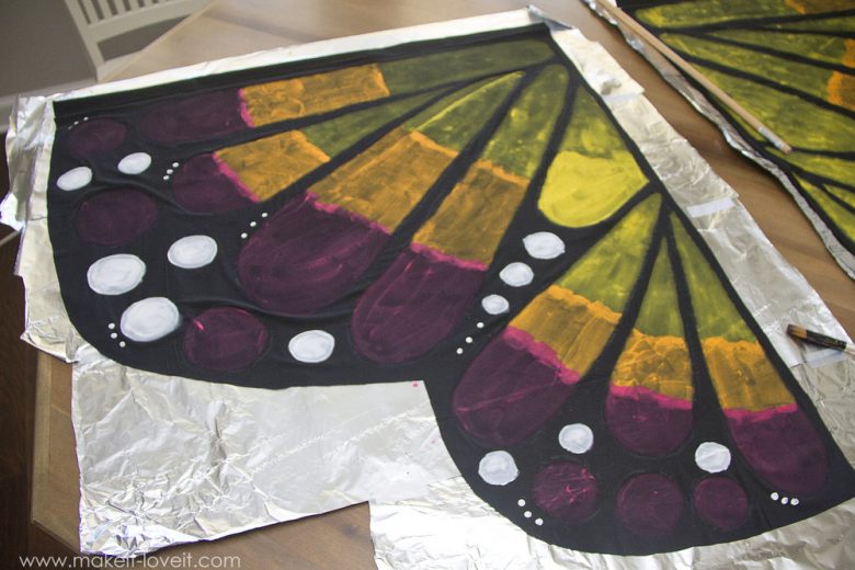 Make a LARGE WING BUTTERFLY Costume | Make It & Love It
