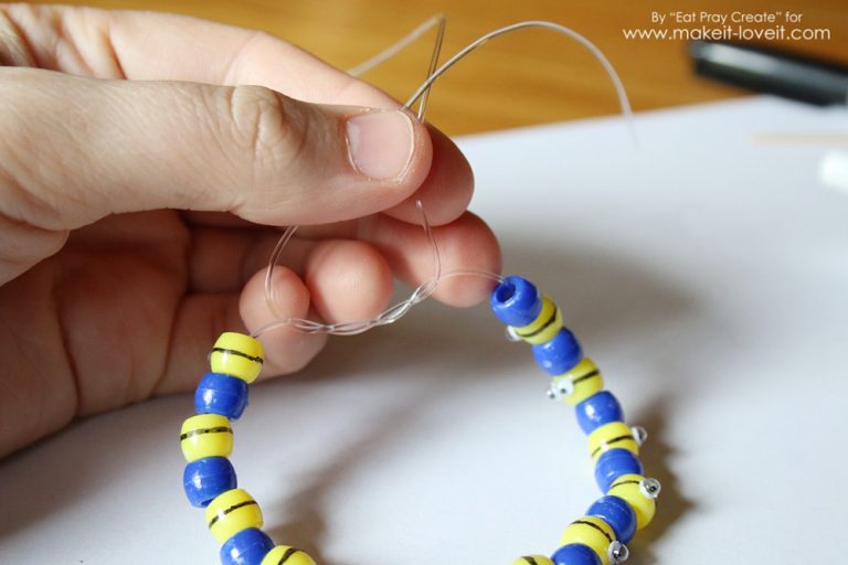 Minion Bracelet Tutorial (...video included) | Make It & Love It