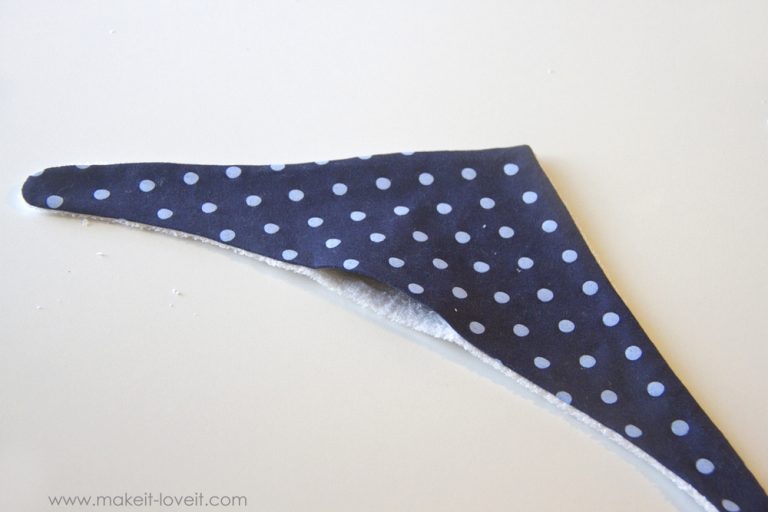 DIY Bandana Drool Bib (...pattern included) | Make It & Love It